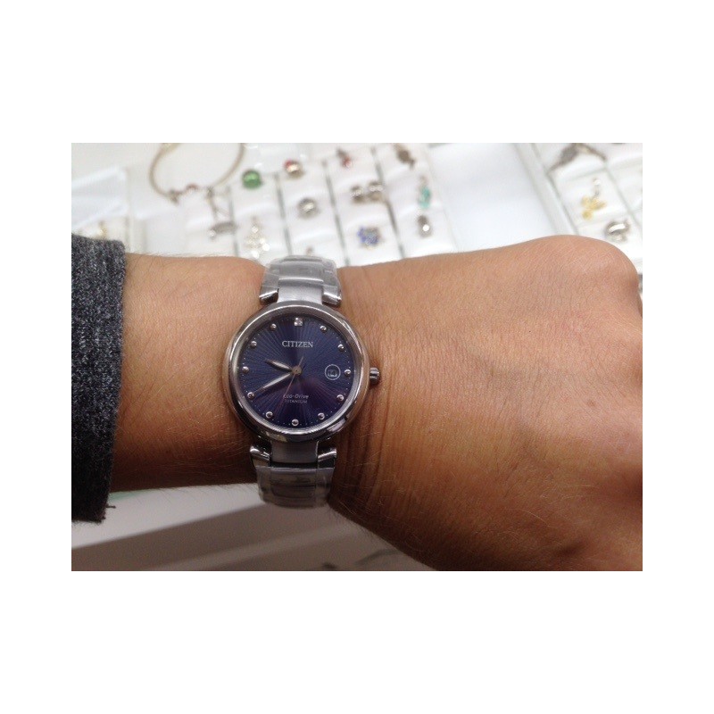 Orologio donna citizen EW2500-88L in super titanio